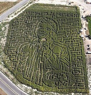 JoWii's World: 8 Amazing Corn Field Mazes