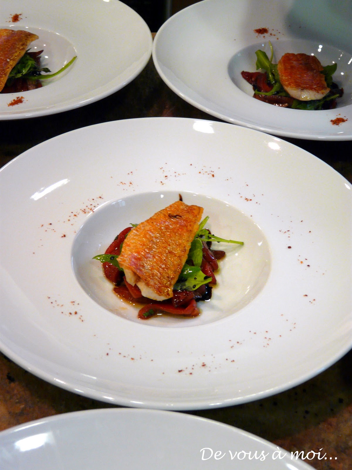 De vous à moi...: Filets de Rouget Grillés, Oignons Rouges et Poivrons ...