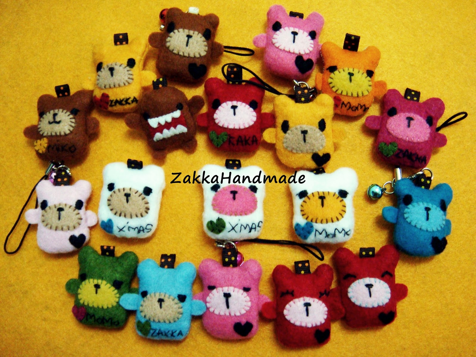 Momogurumi ♥momo zakka handmade: Bear felt keychain