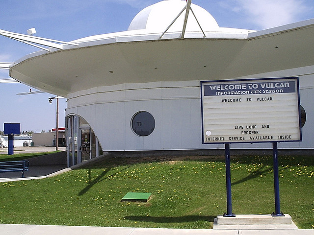Welcome to Vulcan, Alberta ~ Kuriositas