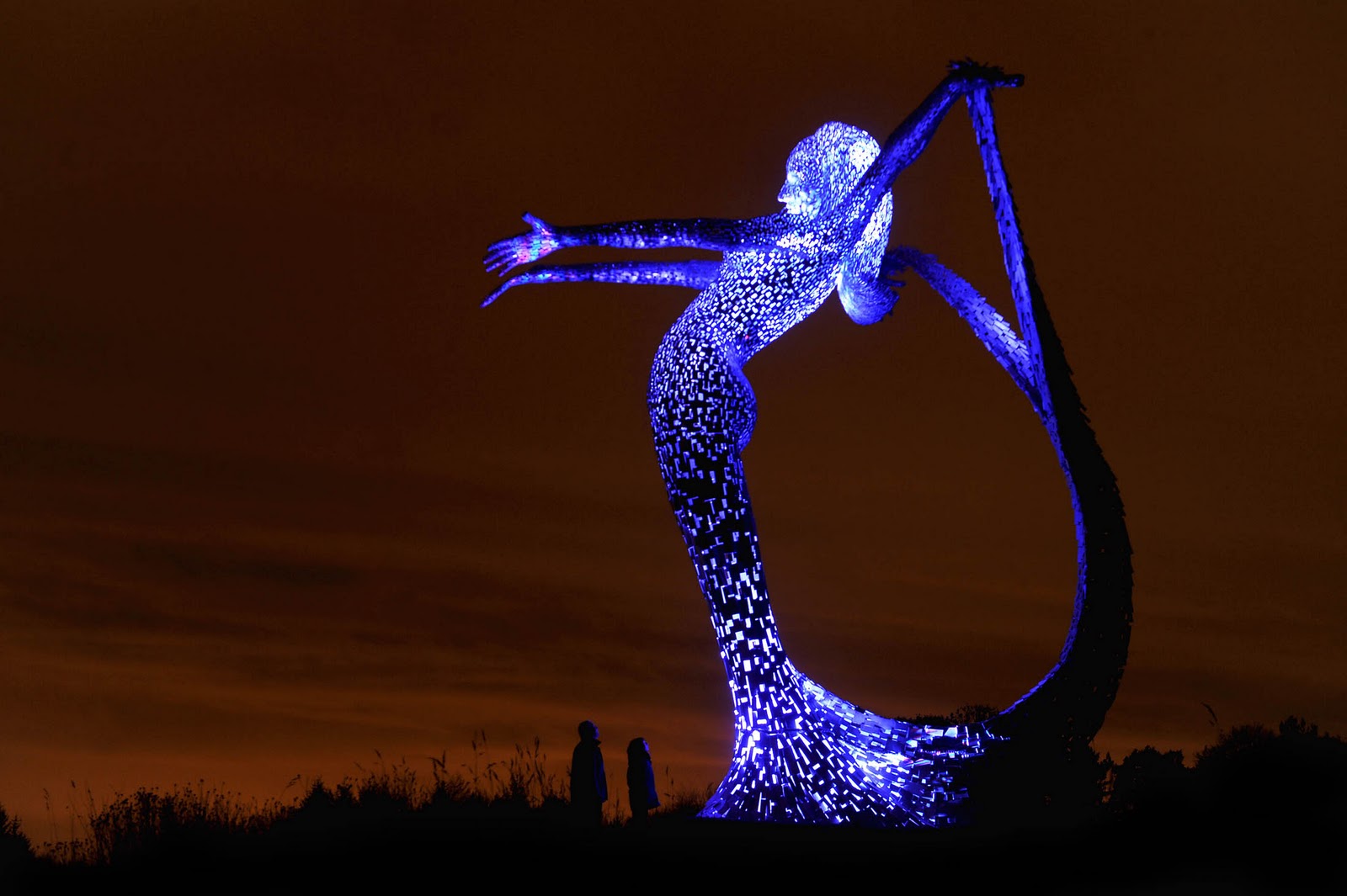 Arria – Day Time Diva becomes Late Night Lovely ~ Kuriositas