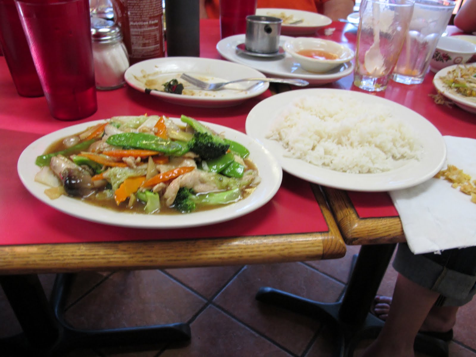 Travel Bug Support Group: Cheng Heng -- Cambodian Restaurant, St. Paul, MN