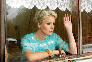 BADE ISCIL EZEL DIZISI OYUNCUSU SEBNEM SERTUNA KIMDIR HAYATI YASAMI ...