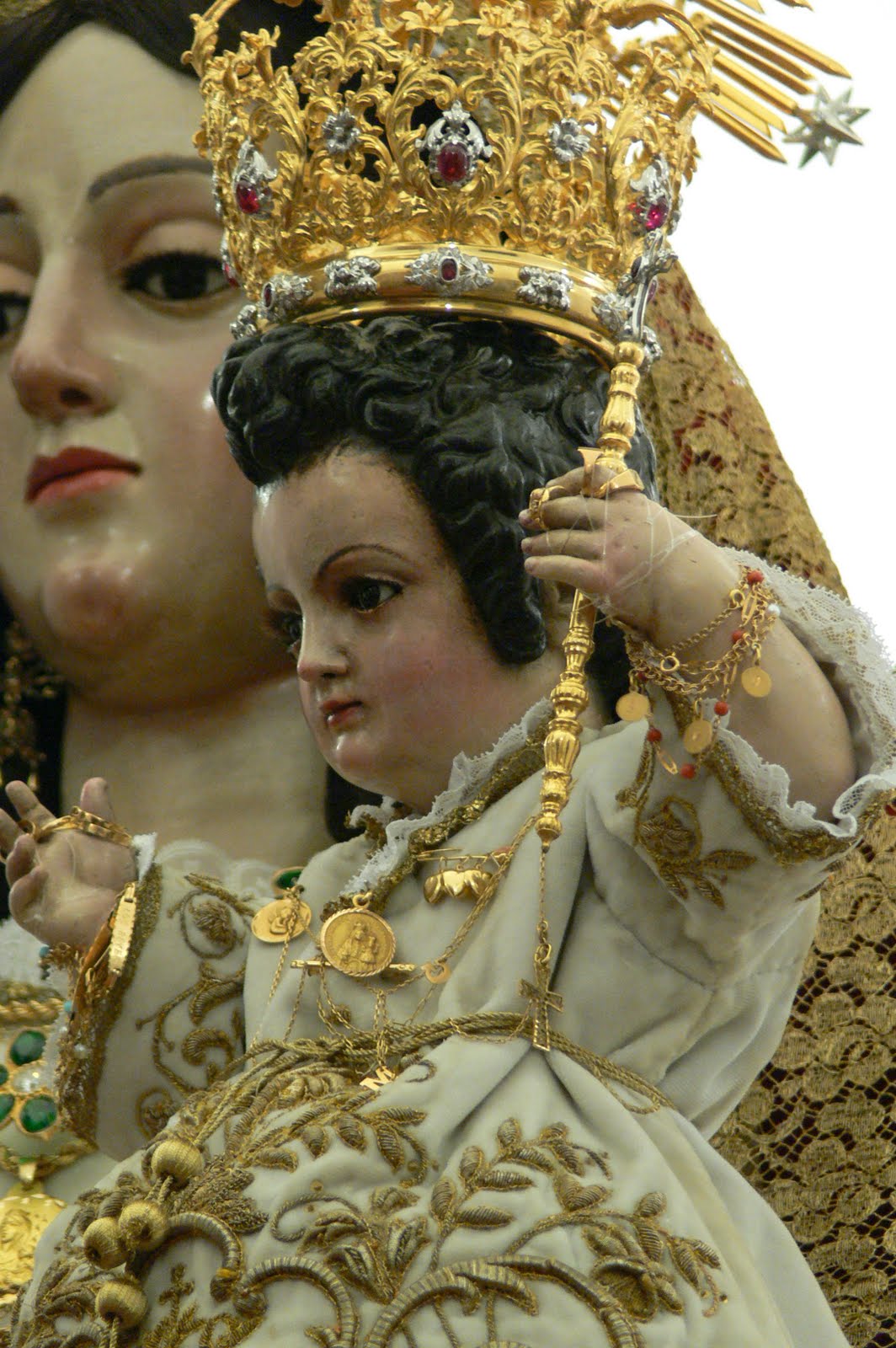 ROCIANA COFRADE: Maria del Socorro.