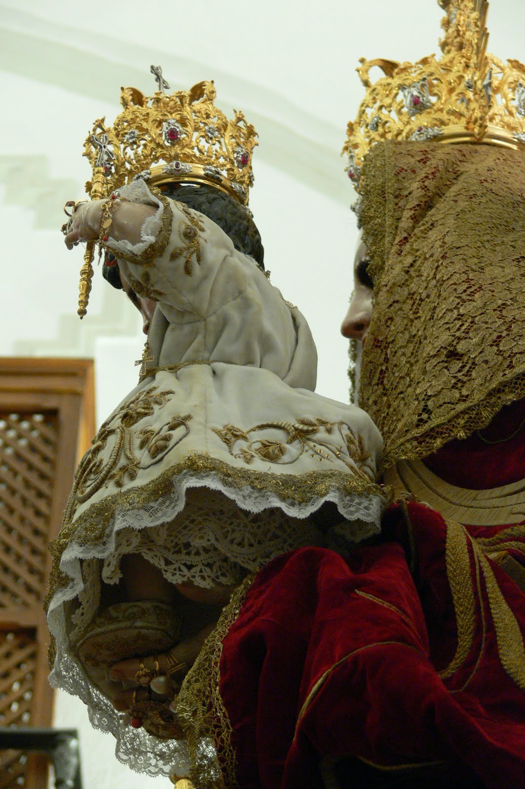 ROCIANA COFRADE: Maria del Socorro.