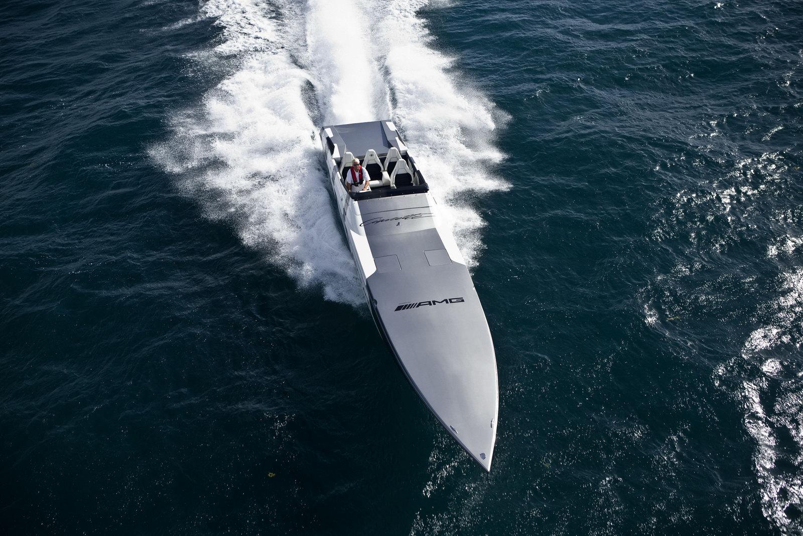 Cigarette Racing AMG Powerboat :: 21 g@F