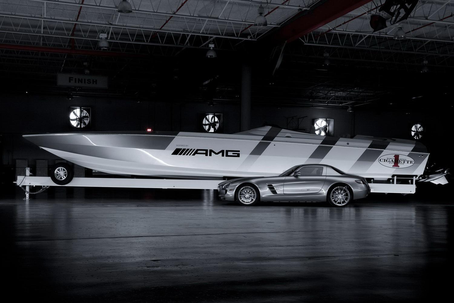 Cigarette Racing AMG Powerboat :: 21 g@F