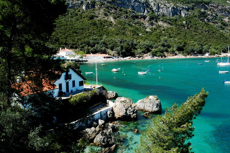 Travel to the Portugal Dream Coast in Setubal: Portinho da Arrábida ...