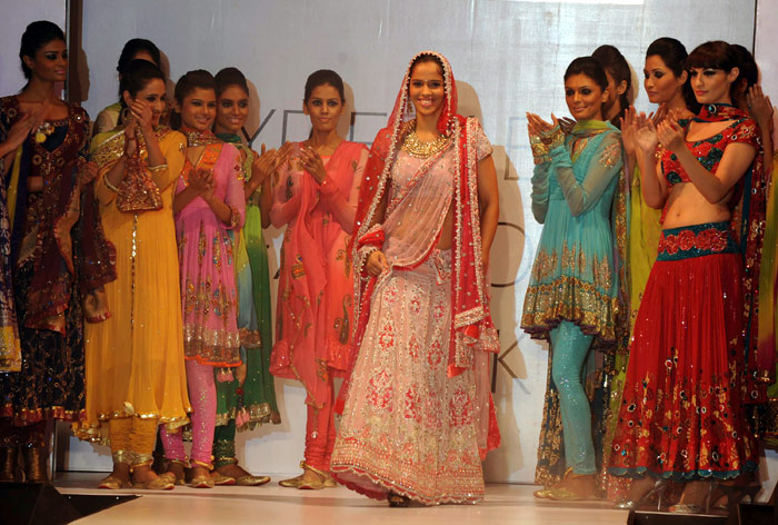 Latest News: Saina Nehwal Walks the Ramp at The Hyderabad Fashion Week ...