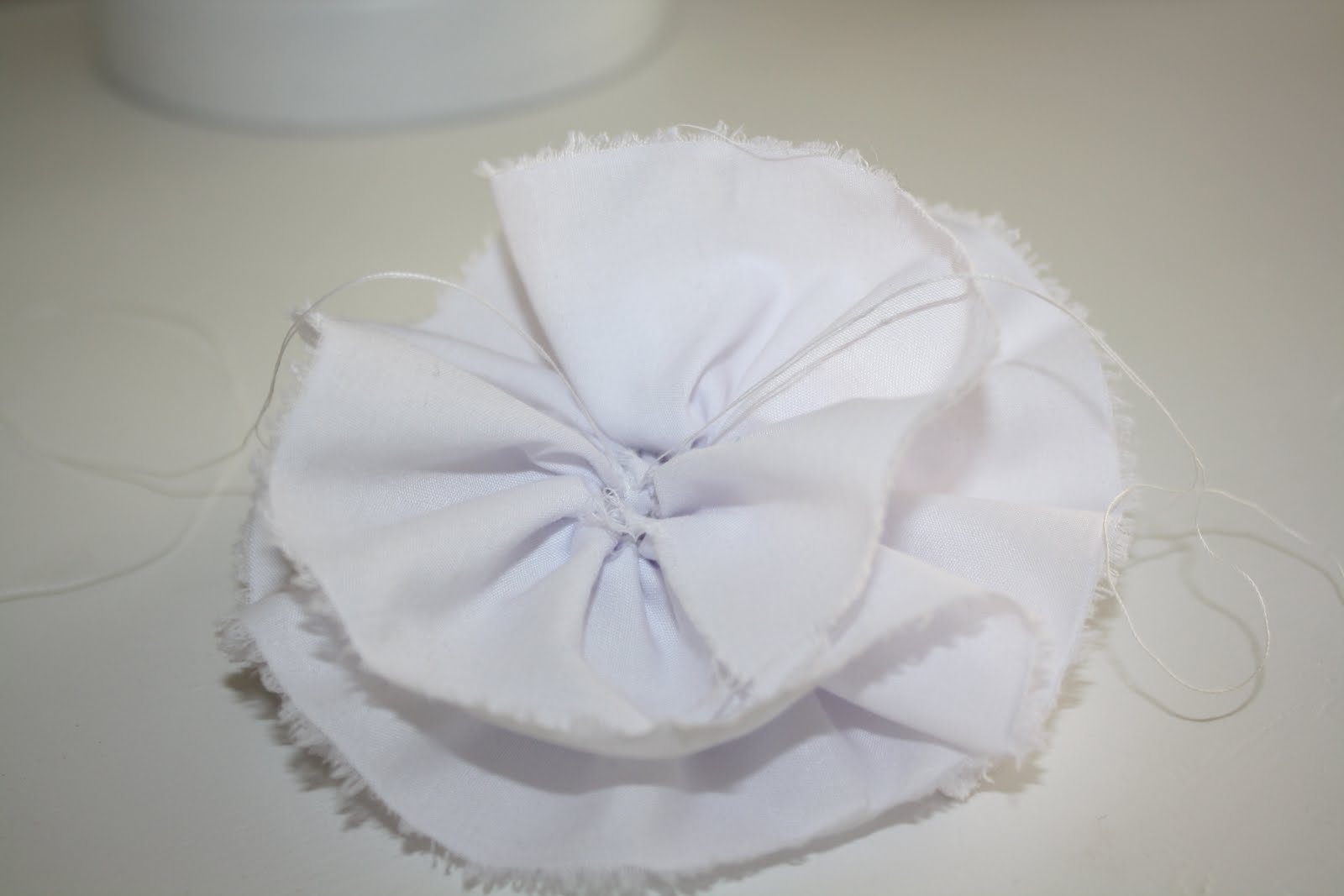 Creamy White: ~ A Ruffle Flower for You ~ DIY