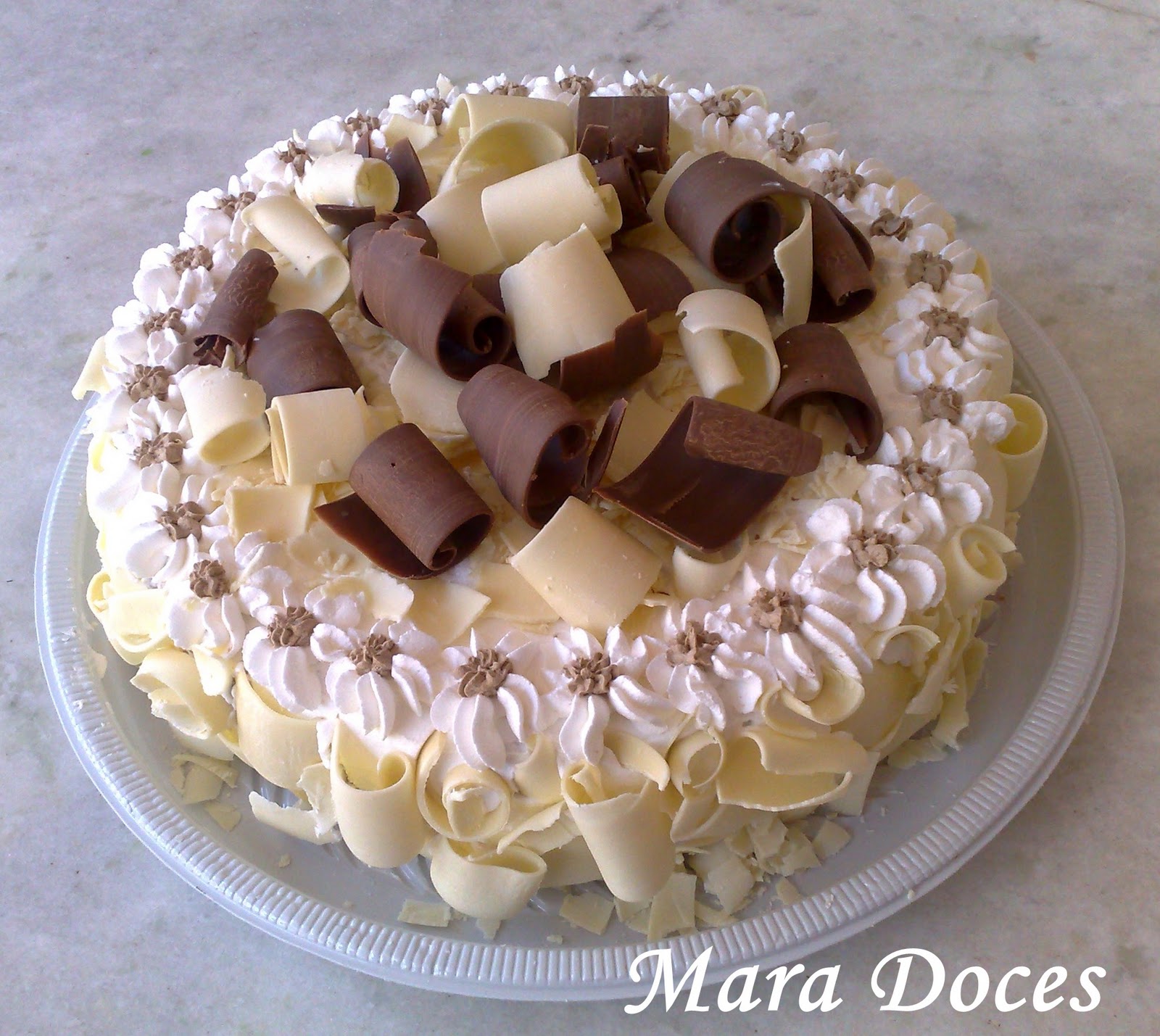 Mara Doces: BOLOS REDONDO