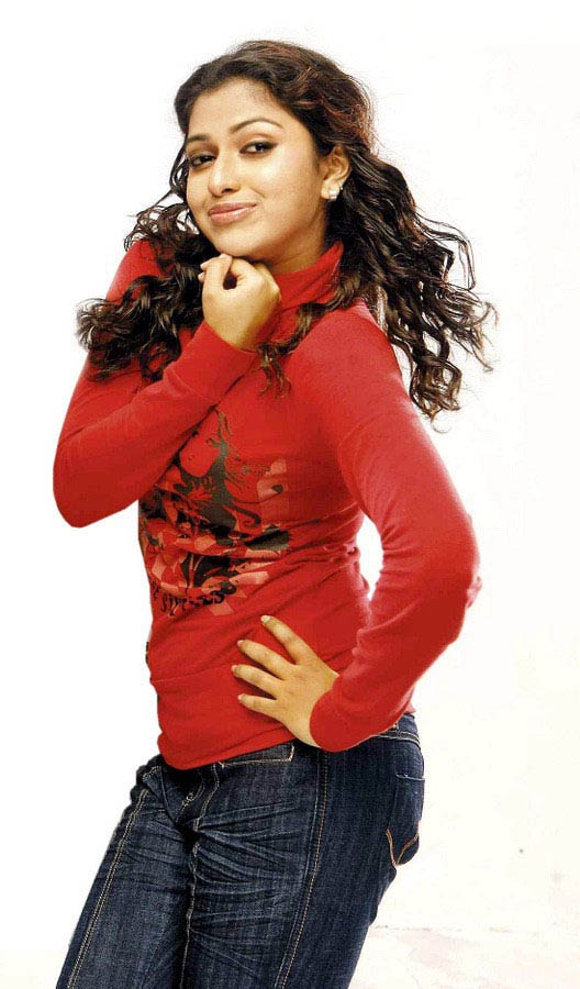 Actress stills and videos: Anaka Hot Photos in Movie Sindhu Samaveli