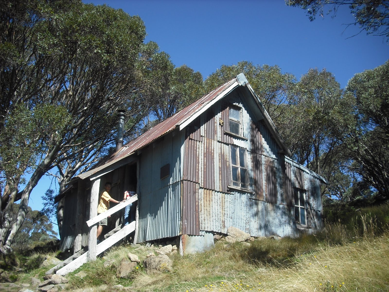 Old People Down Unda': Cope Hut - A ski refuge on the high plains