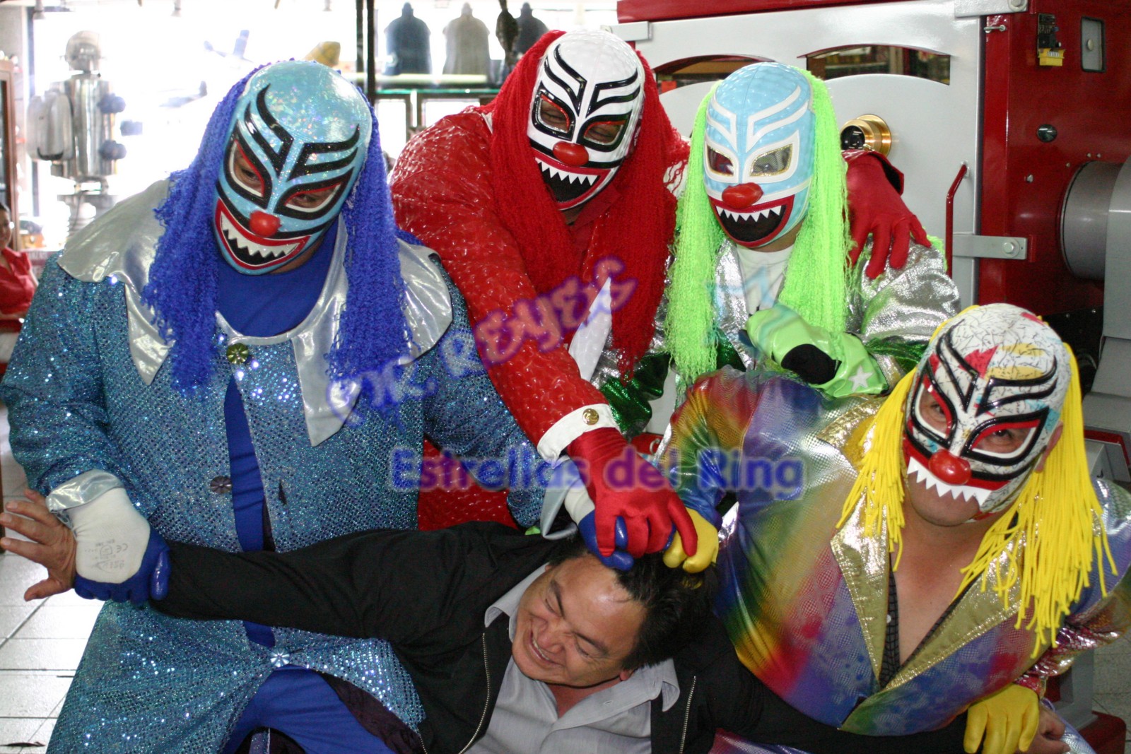 ESTRELLAS DEL RING.: Los Originales Payasos vuelven con nuevos brios ...