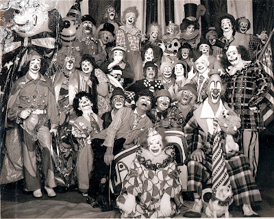 Pat Cashin's CLOWNALLEY: CLOWN ALLEY: Ringling Red Unit, 1975