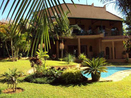 African Mansion Greystone Park, Harare | Luxury Mansions and Luxury ...