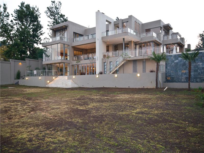 African Beautiful Mansions