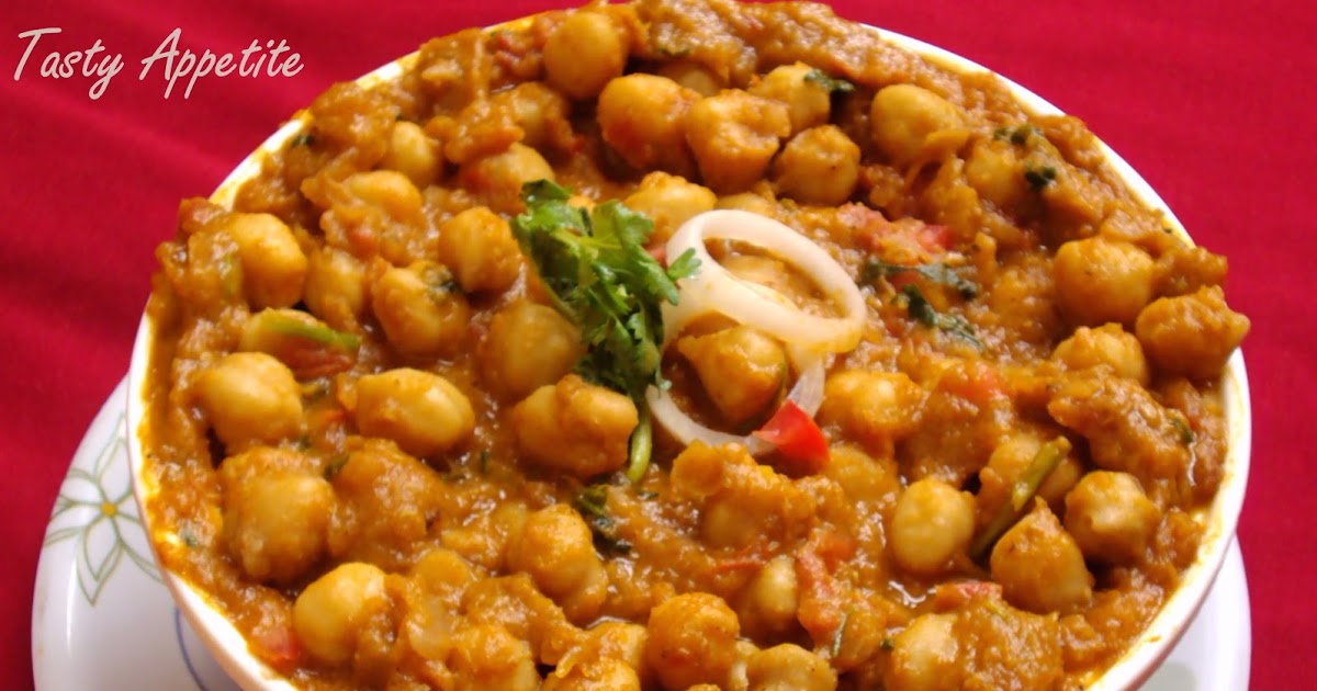 Chhole Masala / Chana Masala Recipe