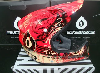 TS-BIKE-SHOP: SIXSIXONE FULL-FACE HELMET