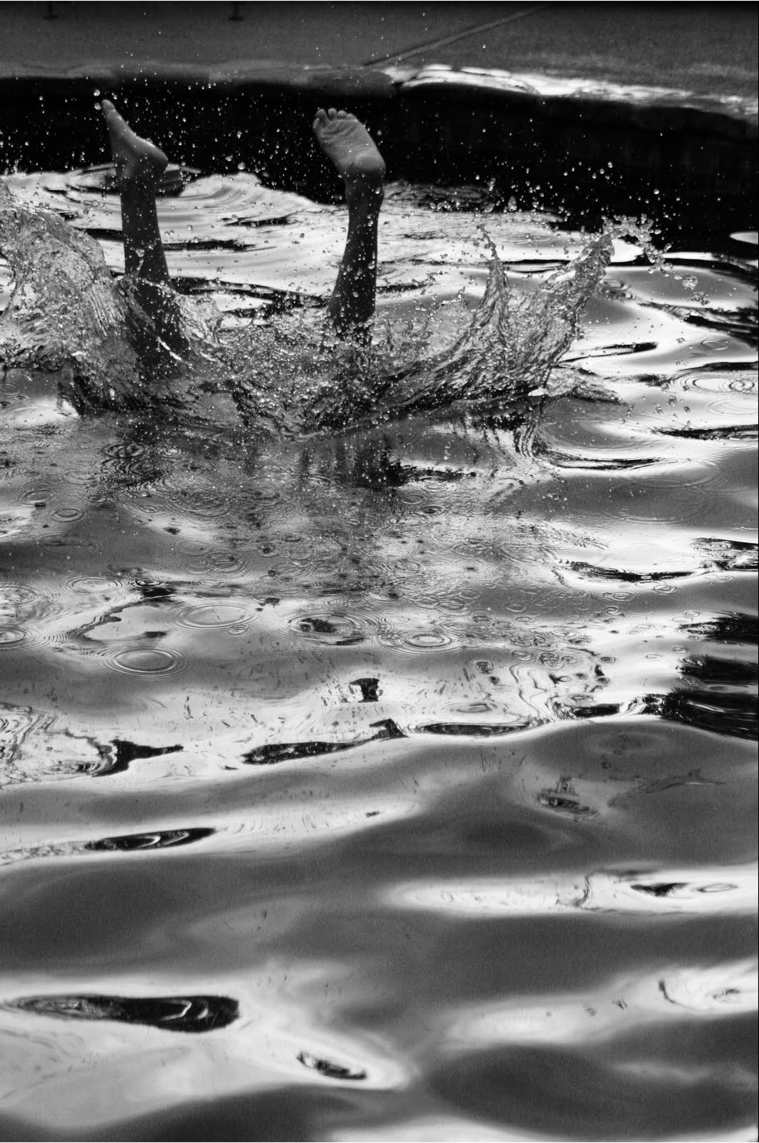 Ladies and Gentlemen We are Floating in Space: Shutter Speed: Fast