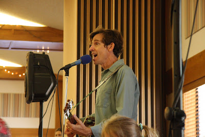 Joe Knows Kids - Kathryn Whitaker