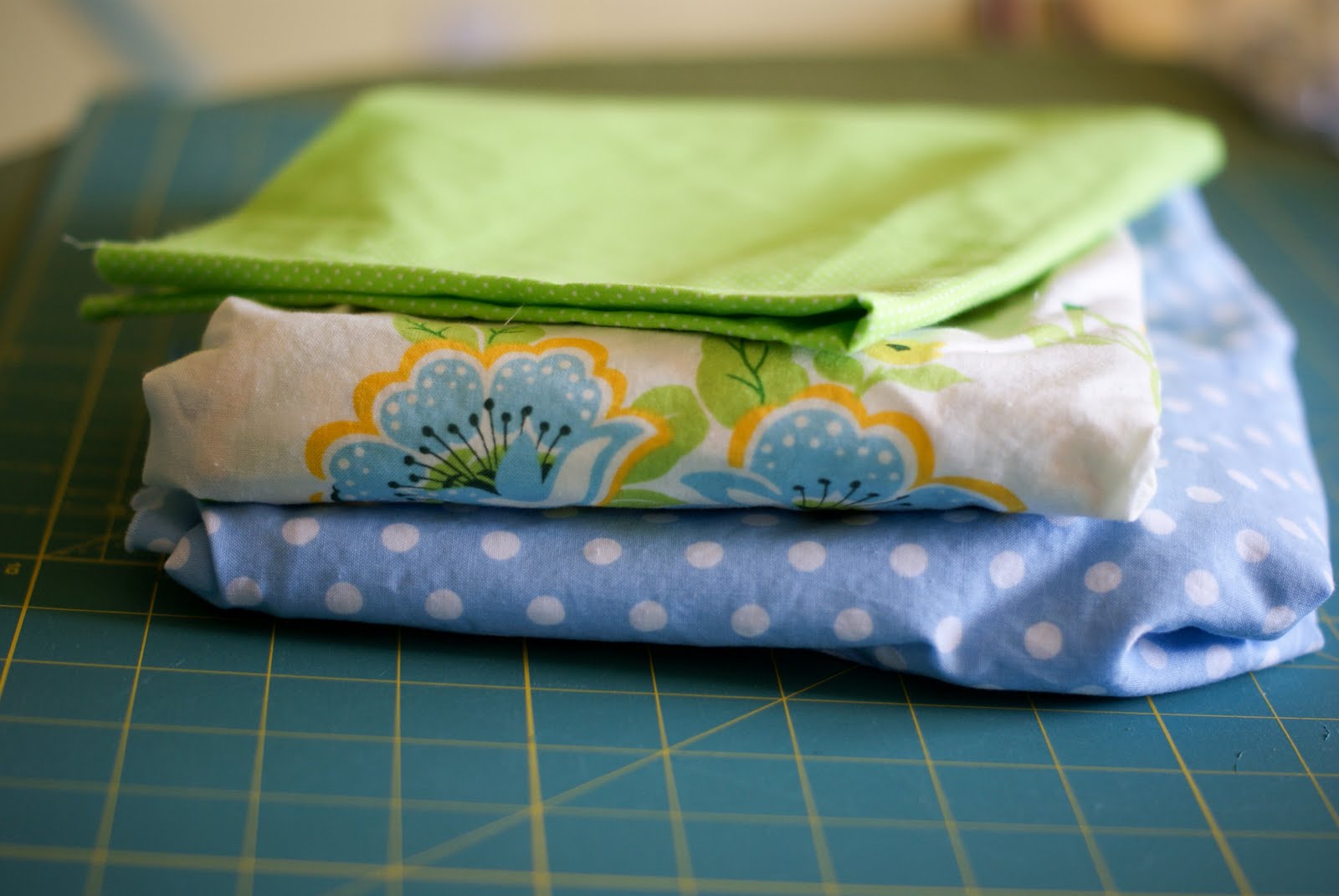 Me and Madeline: Reversible Sundress Tutorial - and Pattern!