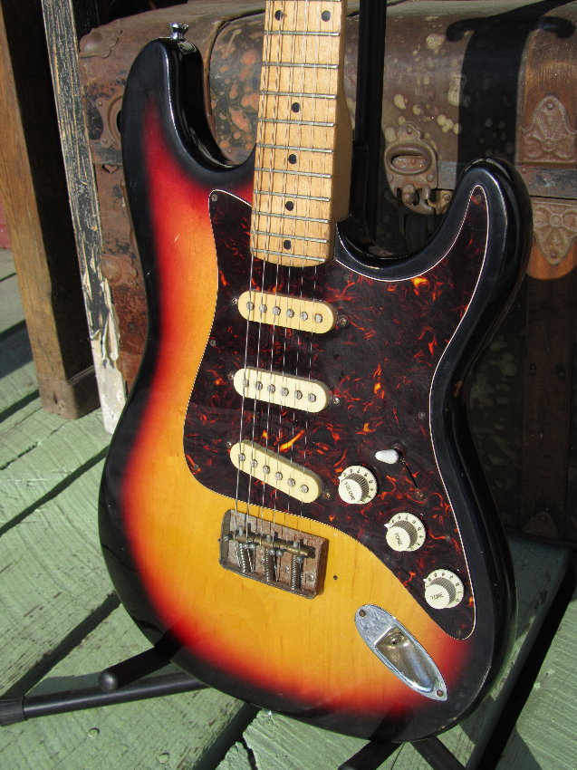 c.1975 Global Strat Copy Electric Guitar