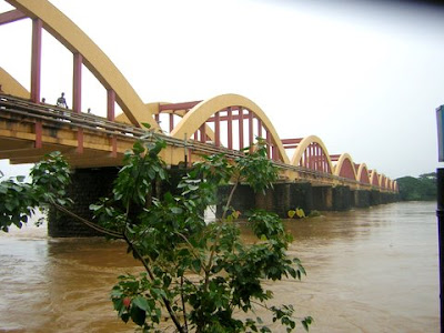 W E L C O M E: "KUTTIPPURAM"