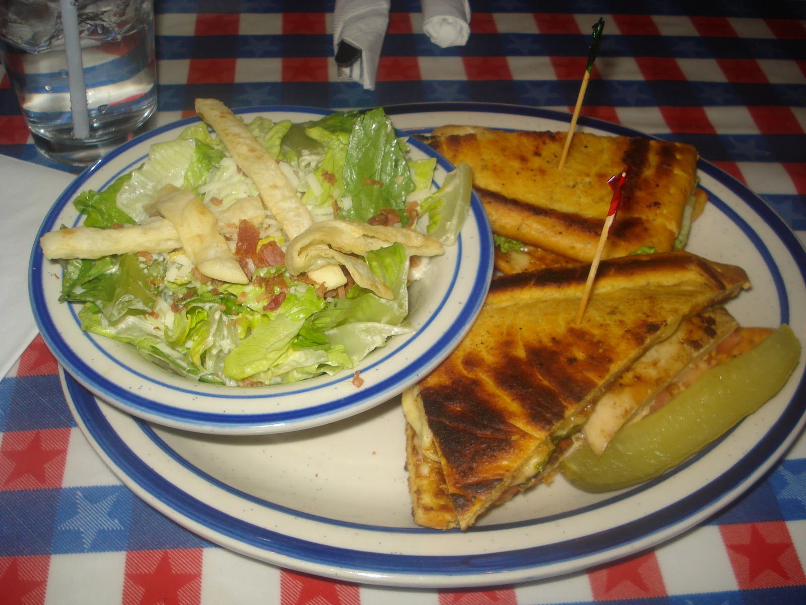 Restaurant Reviews: Lonestar Texas Grille Etobicoke On, 4 STARS