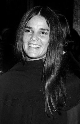 Ali MacGraw Wiki | Ali MacGraw Pics | CelebNews