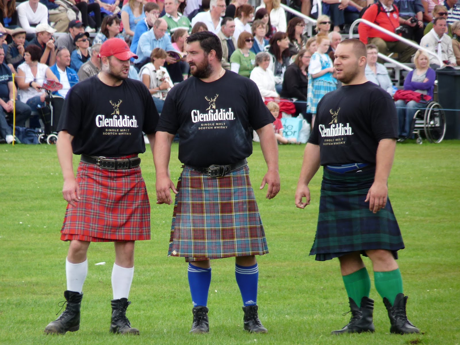 Returned Scot: UNSPEAKABLY SCOTS THING - BIG HAIRY SCOTSMEN