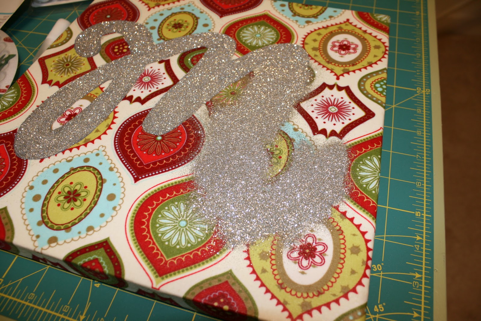 sew anna designs: christmas monogram - day 2 of the 12 crafty days of ...