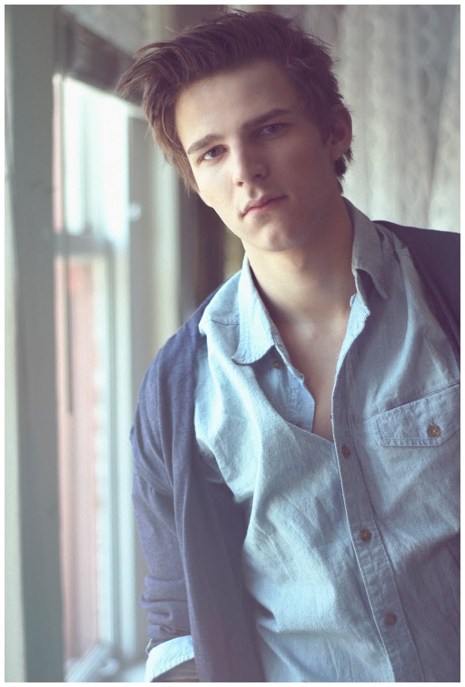 Sean Willis: Alex Hurren: Lifestyle