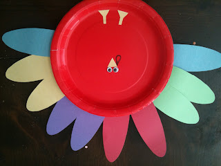 Davis Family: paper plate crafts!