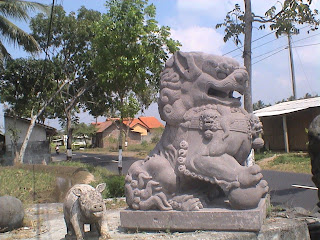 KERAJINAN PATUNG BATU MUNTILAN - ANCIENT STONE