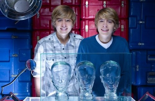 [ ∂ιѕиєу gσѕѕιρ & Co. ]: Zack e Cody sul ponte di comando: prime ...