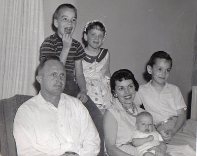The House Household: Typical 1950's Family...Mine!