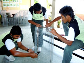 MPV LANDSKAP DAN NURSERI: PELAJAR 5 LANDSKAP MENYIAPKAN PROJEK SIMEN FERRO