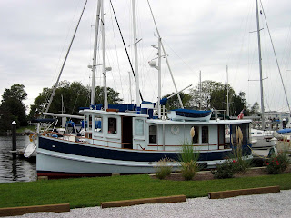 Little Darlin' - Pilgrim 40