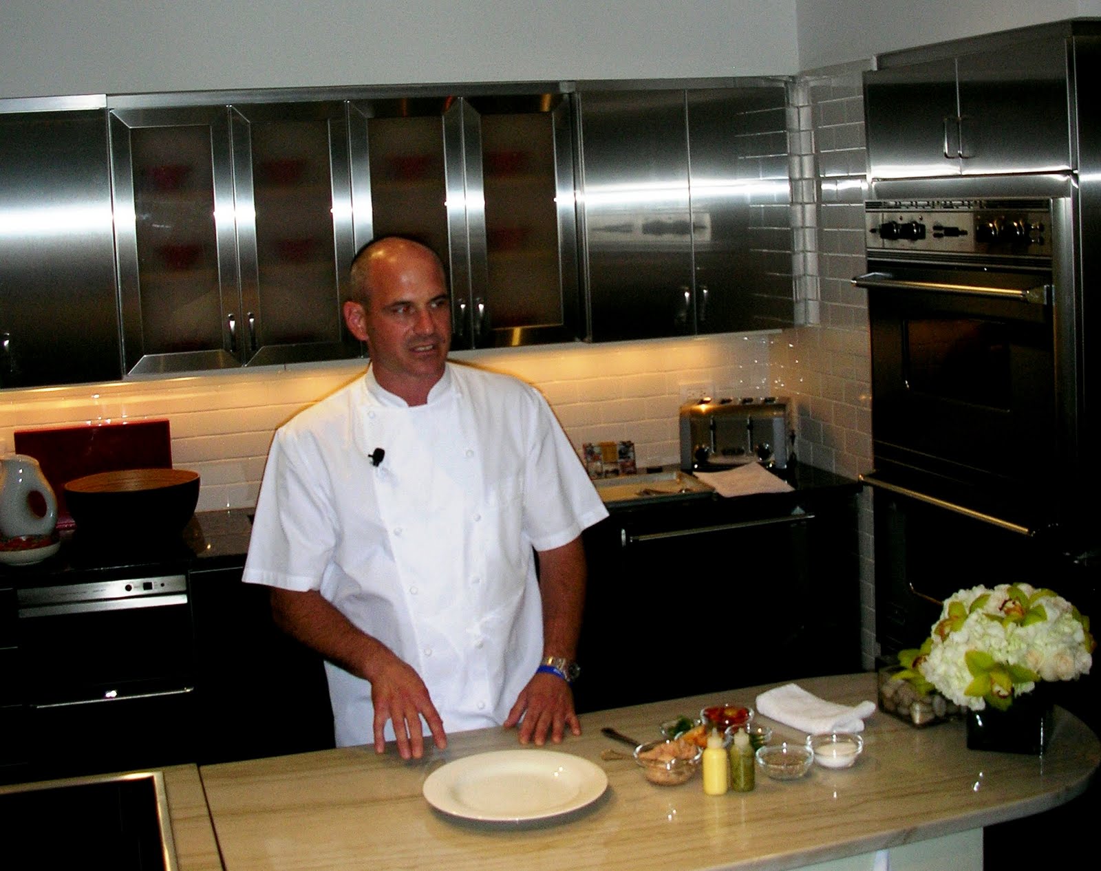 Forays of a Finance Foodie: BlogHer 2010: Bumble Bee Foods VIP Party ...