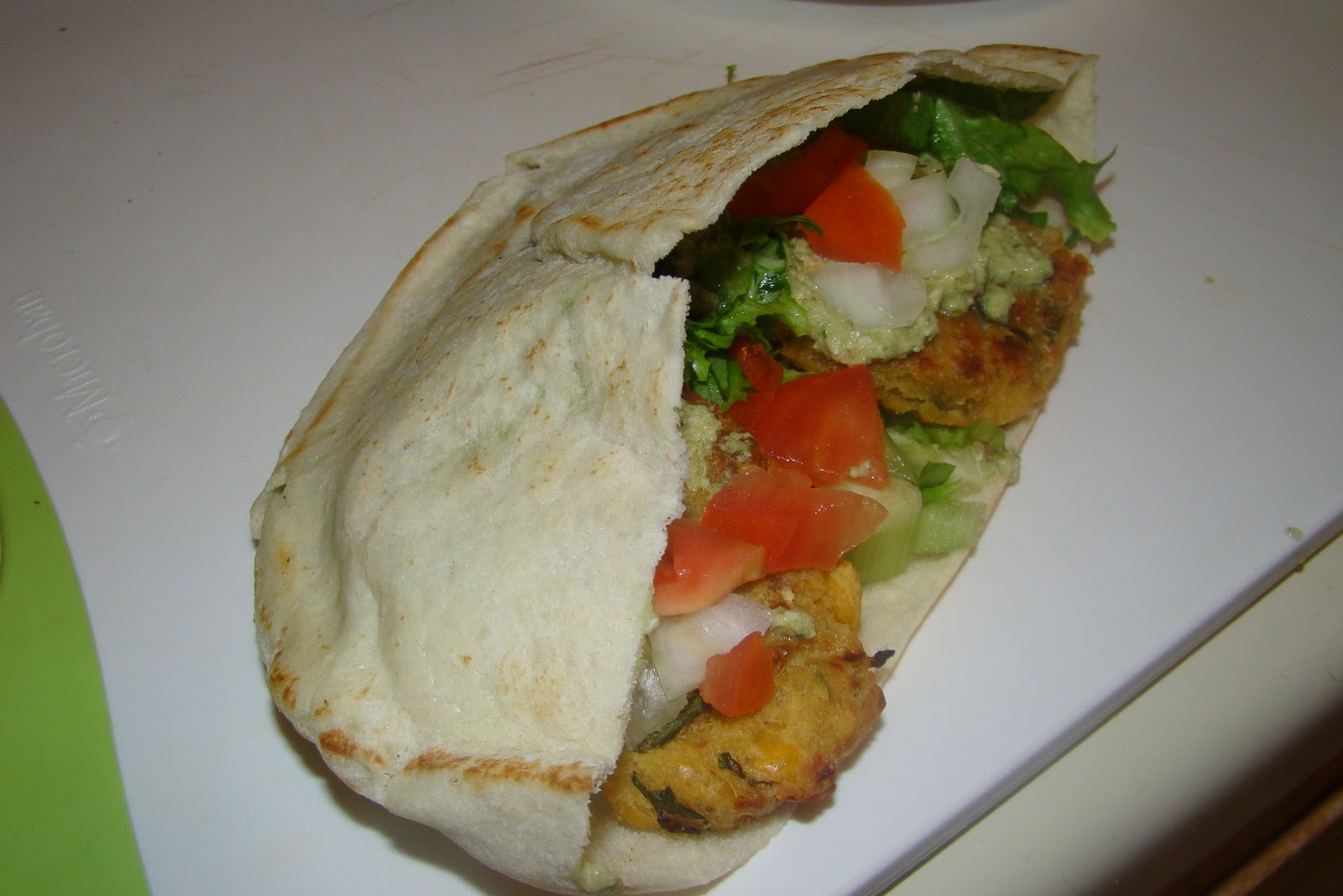 nicks n jits kitchen: Falafel sandwich