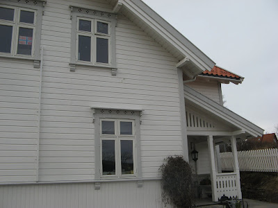 Trines Hus og Hage: Jubileumsinnlegg fra bislag og entrè