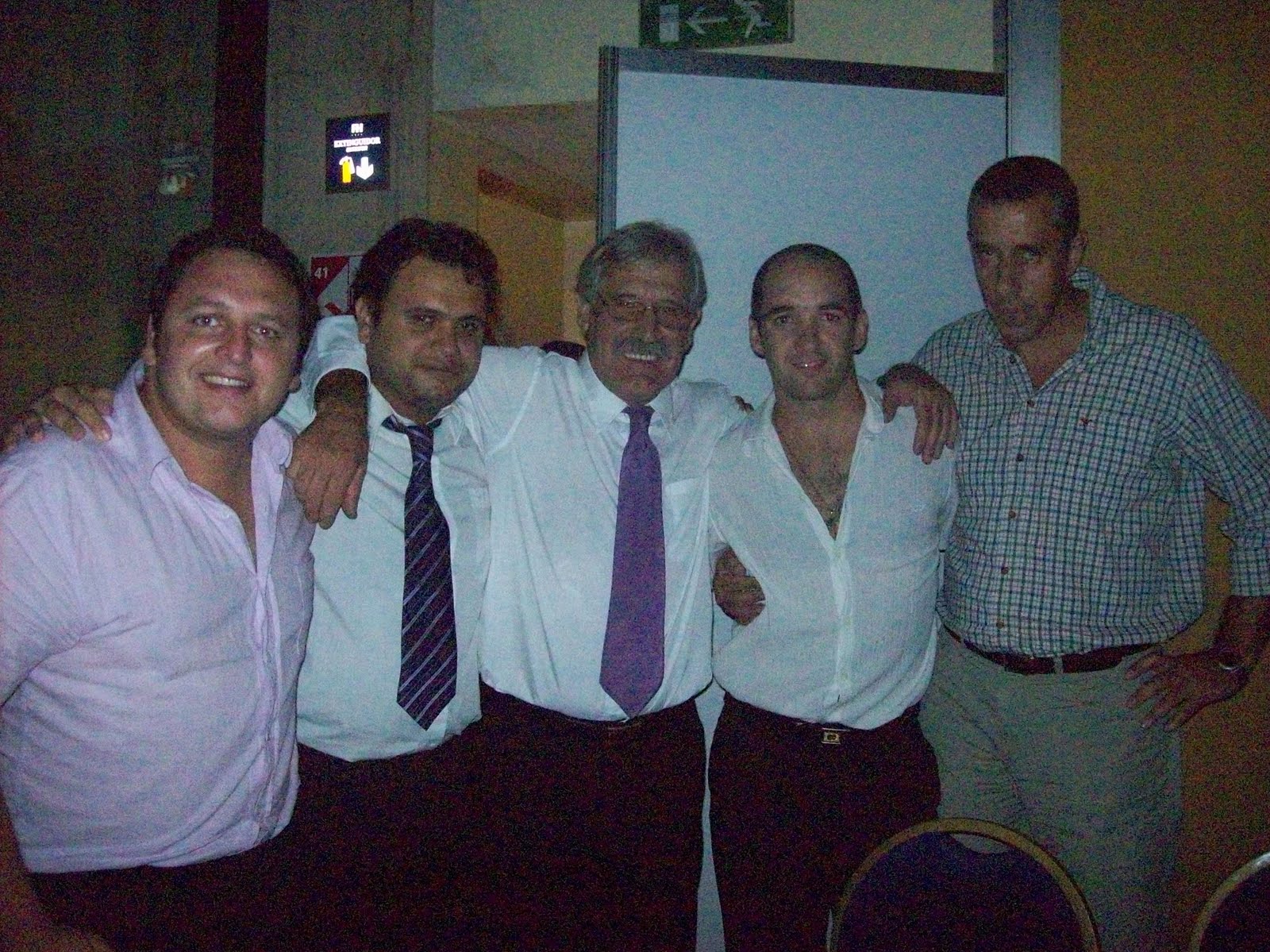 LA NOCHE DE LOS CAMPEONES ~ Pasiones Rosarinas