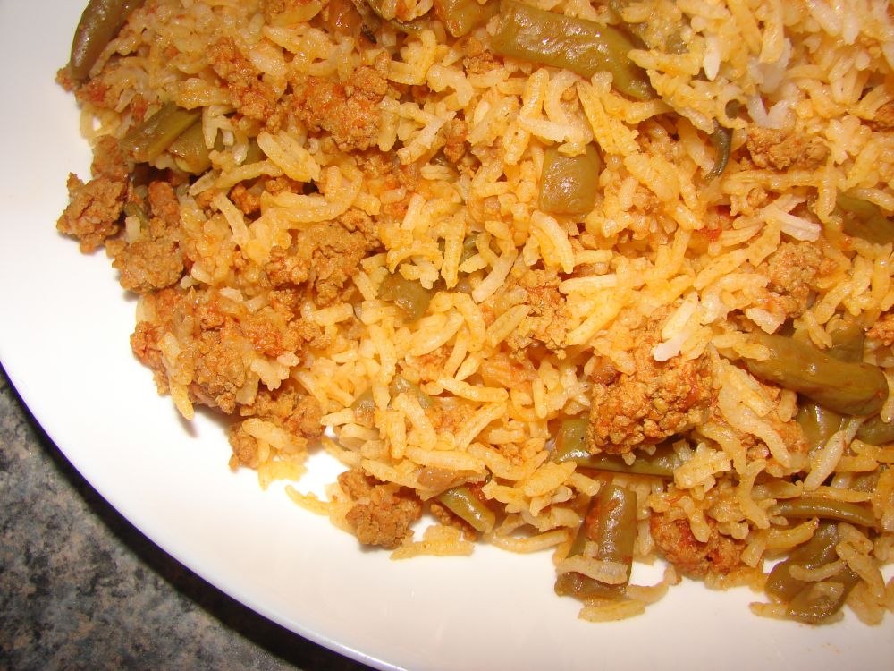 Persian cooking and more!: Green bean and rice (Loubia polo)