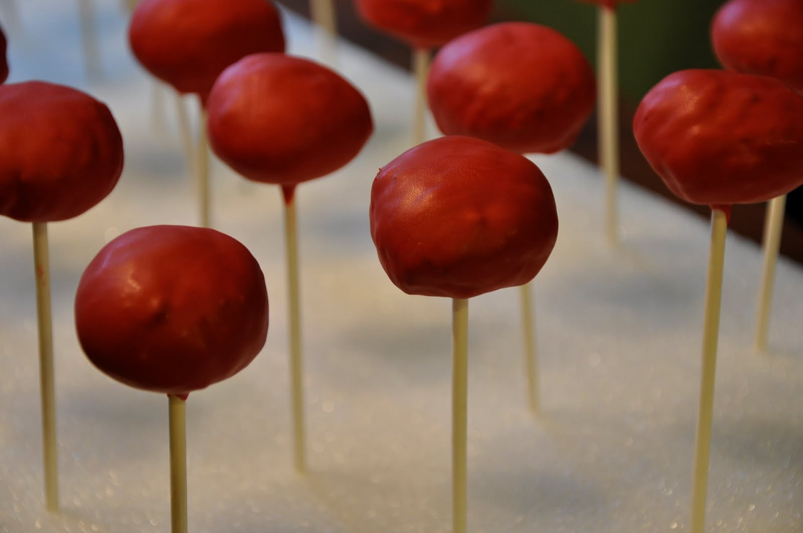 Little Miss Sweet & Spicy: Flight of the Bumble Bee + Lady Bug Cutie Pops!