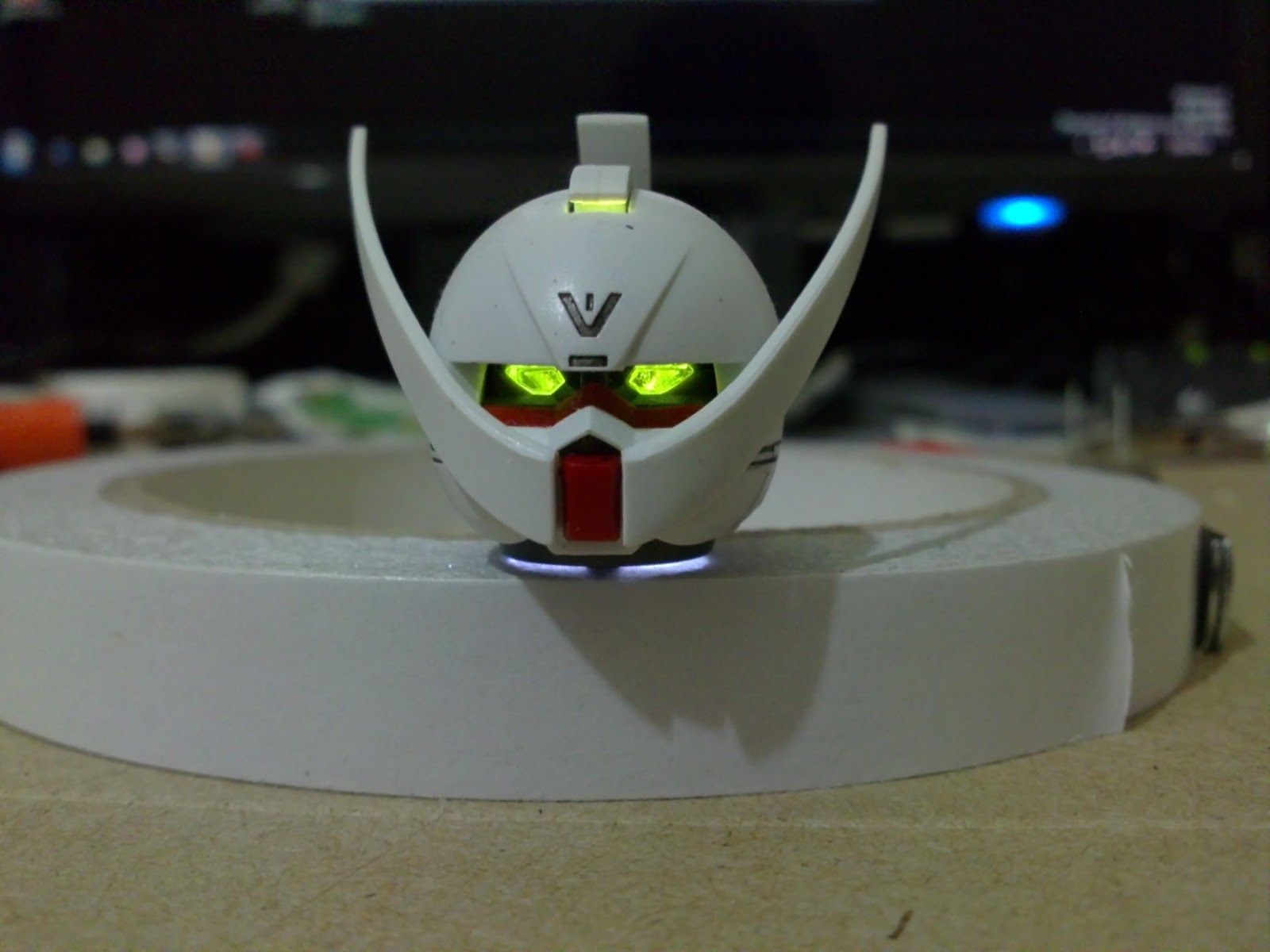 Hobby and gunpla: Evolution of my gundam LED head unit