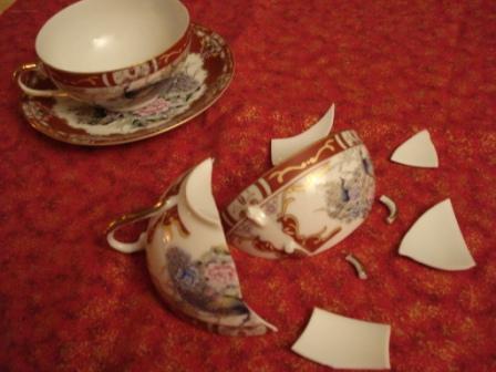 Alex In Wonderland: **Knees Weak, Sweaty Palms, Broken teacup**