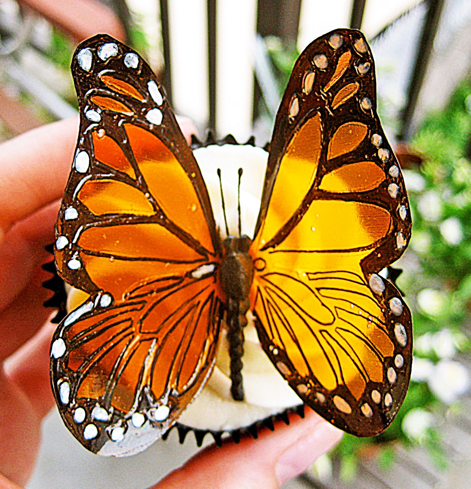 Cake Hero: Monarch Butterfly Wedding Cake and Cupcakes