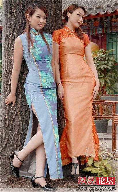 Interesting Green Chinese Cheongsam Qípáo 旗袍 1