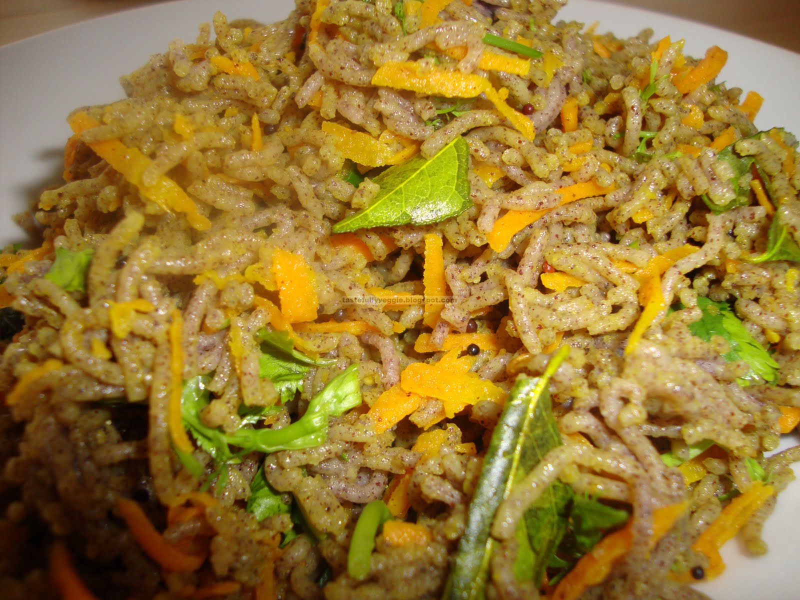 Tastefully Veggie ...: Ragi Rice Sevai (Ragi Rice Idiyappam/noodles)